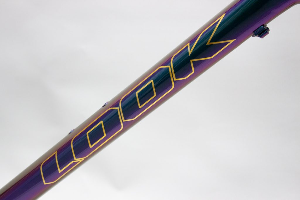 Look 566 carbon fibre bike respray paint job in colourshift pearl