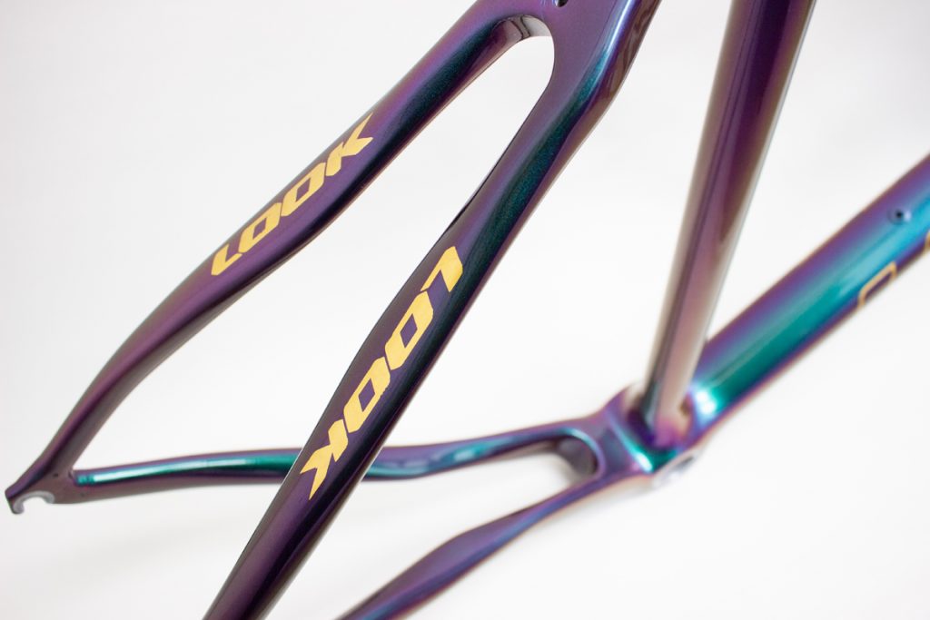 Look 566 carbon fibre bike respray paint job in colourshift pearl